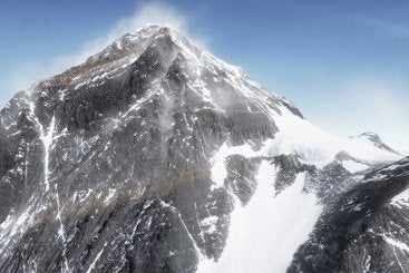Escala o Everest através de uma experiência de realidade virtual ...