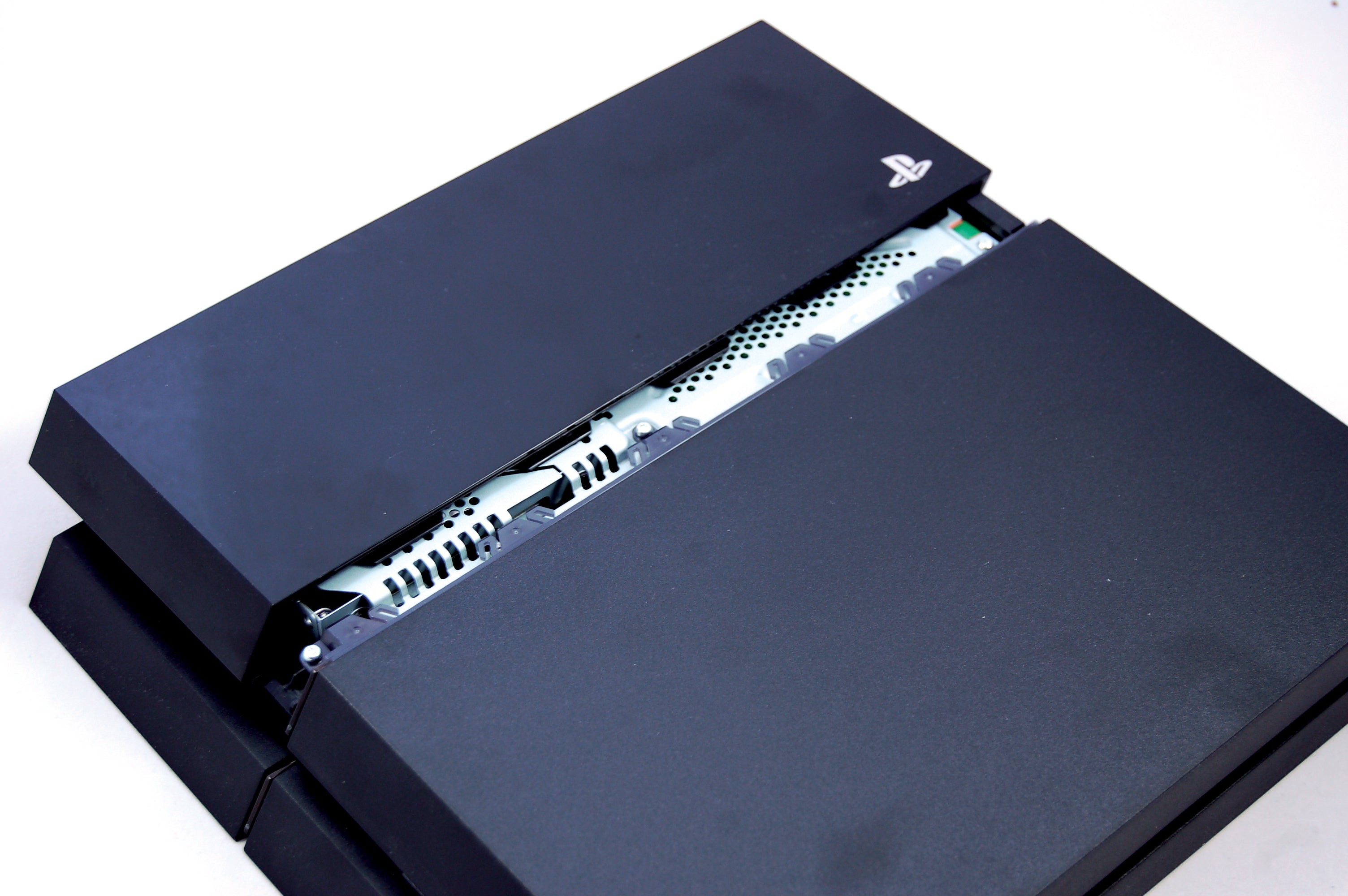 The PlayStation 4 hard drive upgrade guide | Eurogamer.net