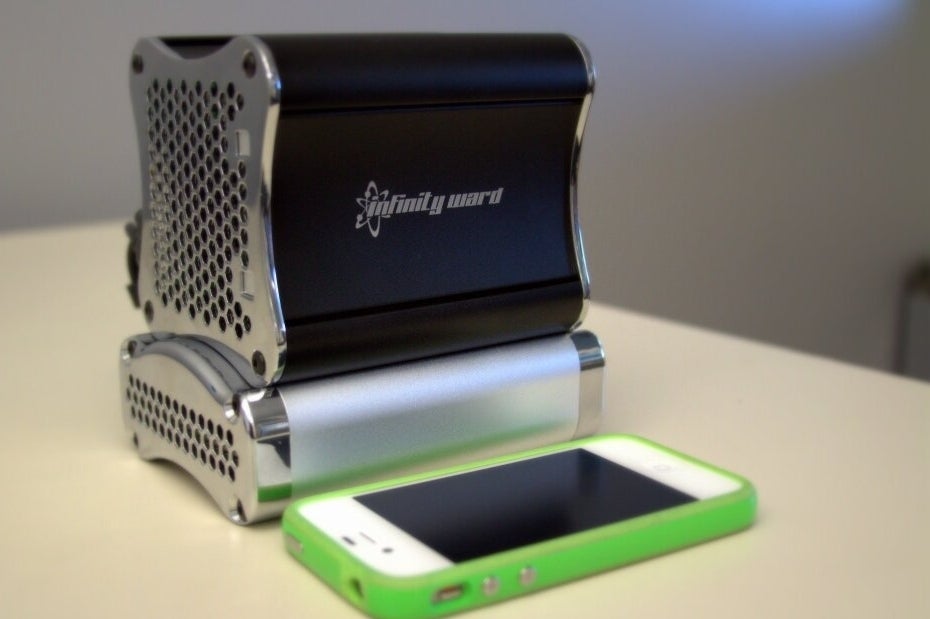 Infinity Ward shares photo of IW-logo-sporting Xi3 PC that's affiliated ...