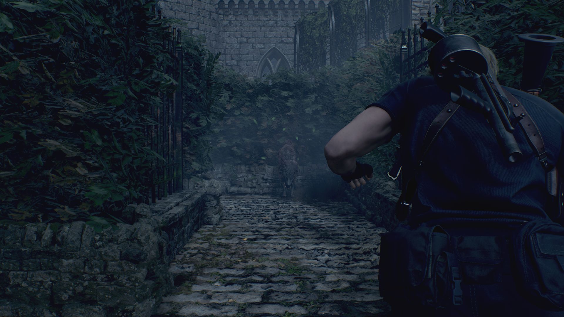 Resident Evil 4 Remake - Der Weg durch das Labyrinth im Garten erklärt ...