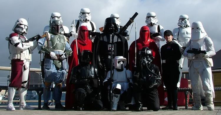 Costumers Unite! The 501st UK Garrison comes to Comic Con, stream the ...