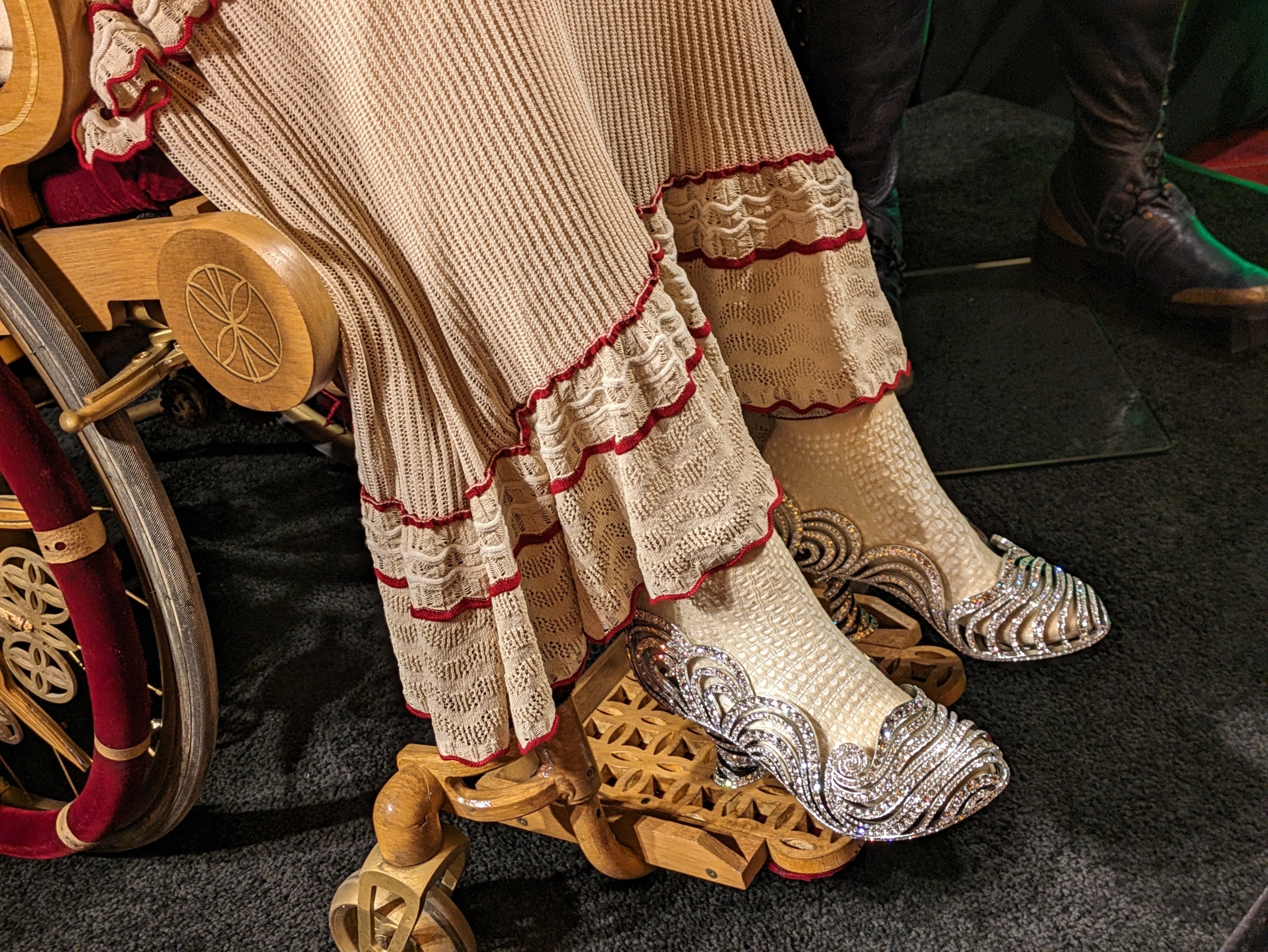 Wicked: We got up & close with the movie's costumes (and now so can you ...