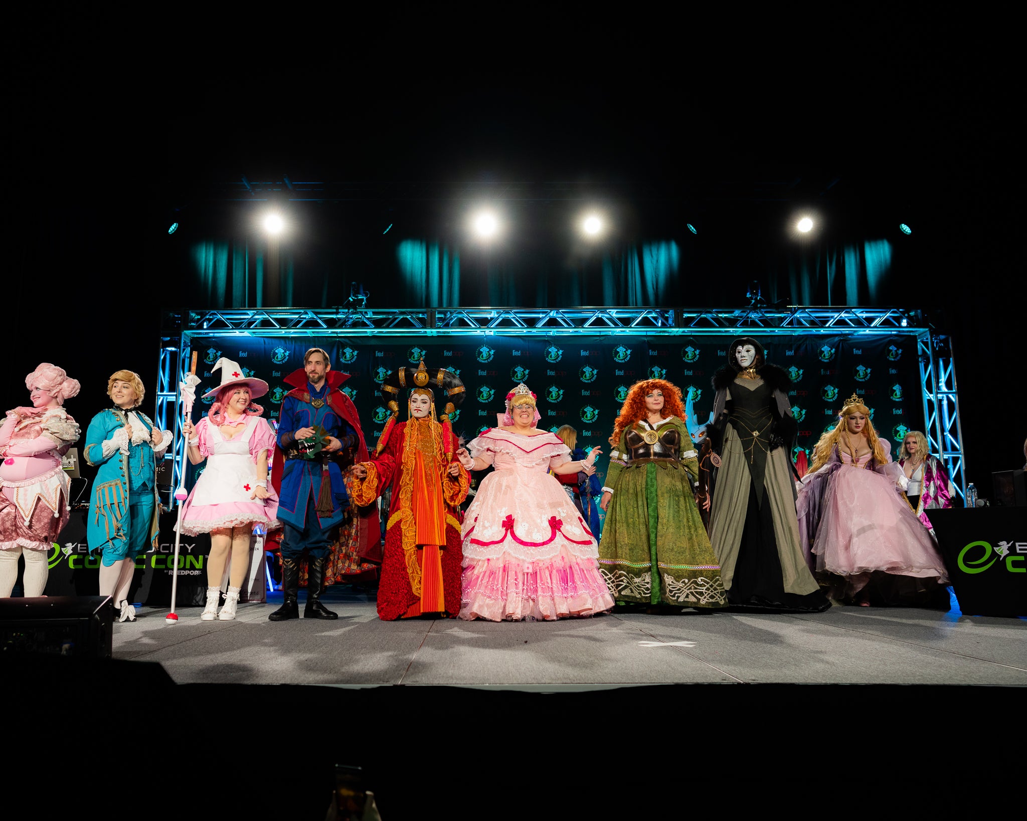 Best Dressed: See the looks from Cosplay Central Crown Championship ...