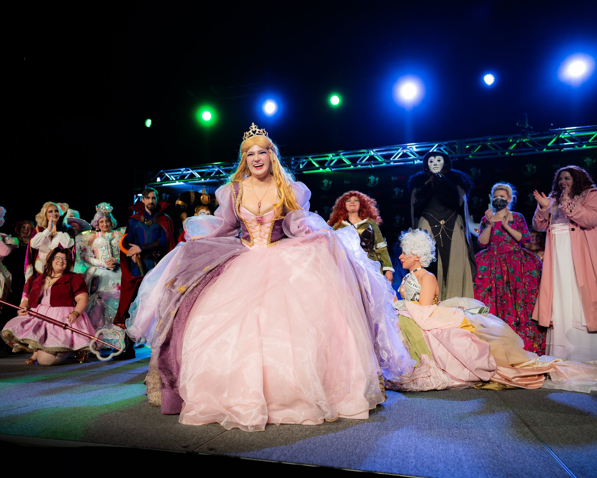 Best Dressed: See the looks from Cosplay Central Crown Championship ...