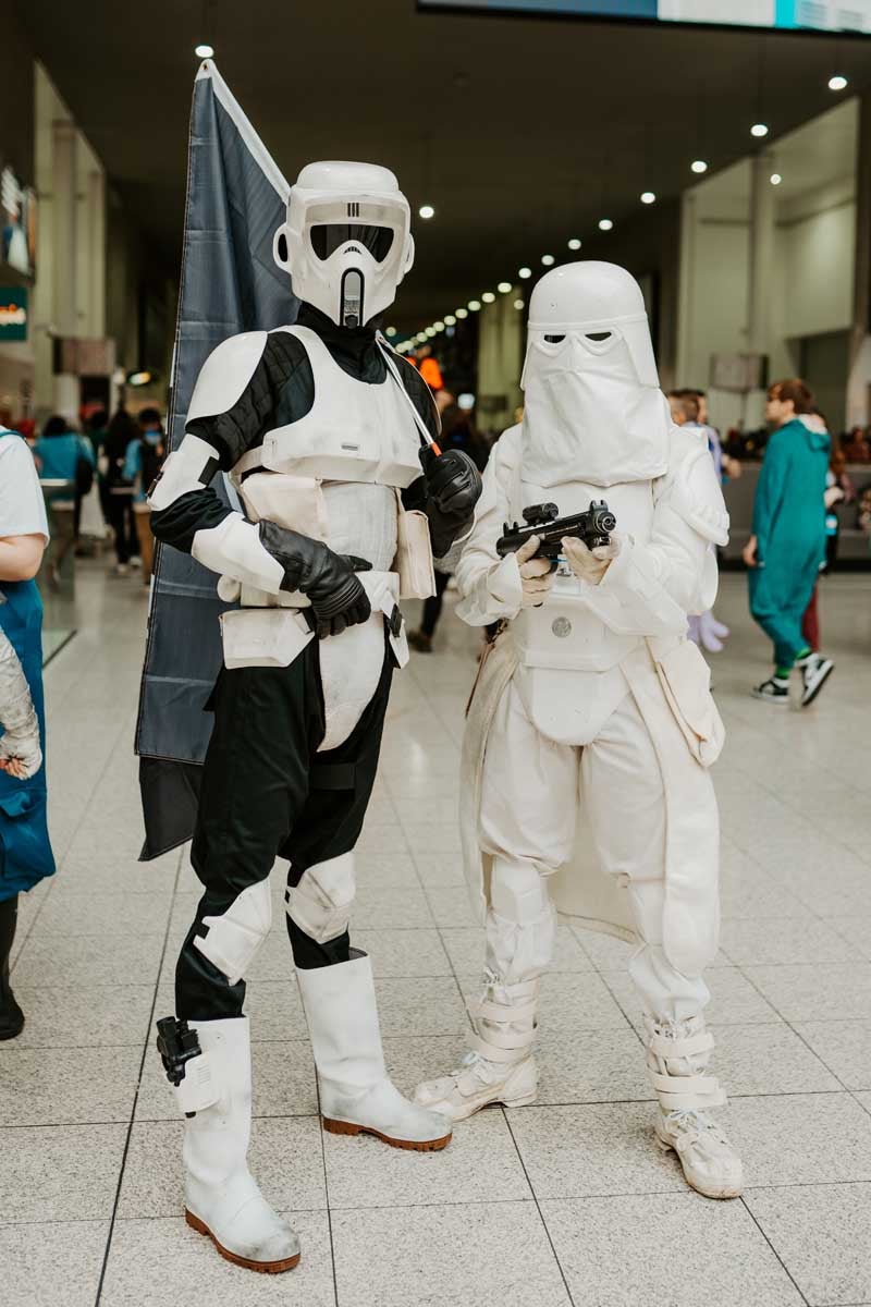 Over 100 of our favoritest cosplay from MCM Comic Con October 2023 ...