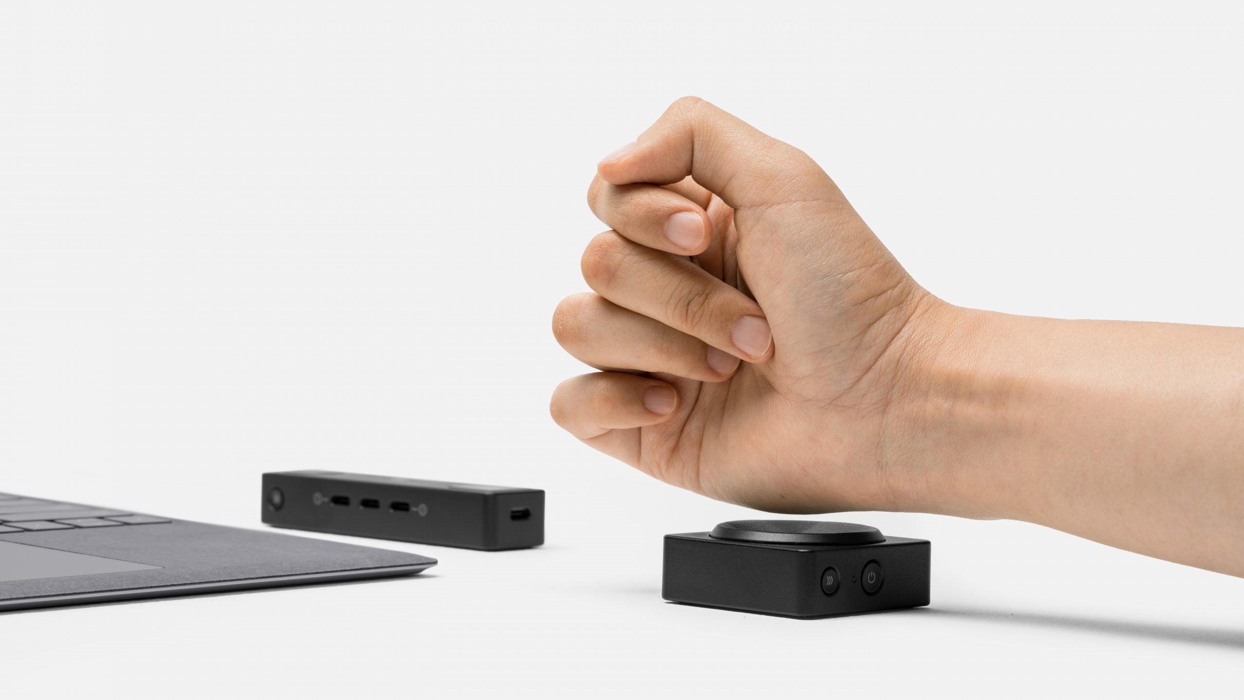 Microsoft’s Adaptive Accessories are customisable peripherals with ...