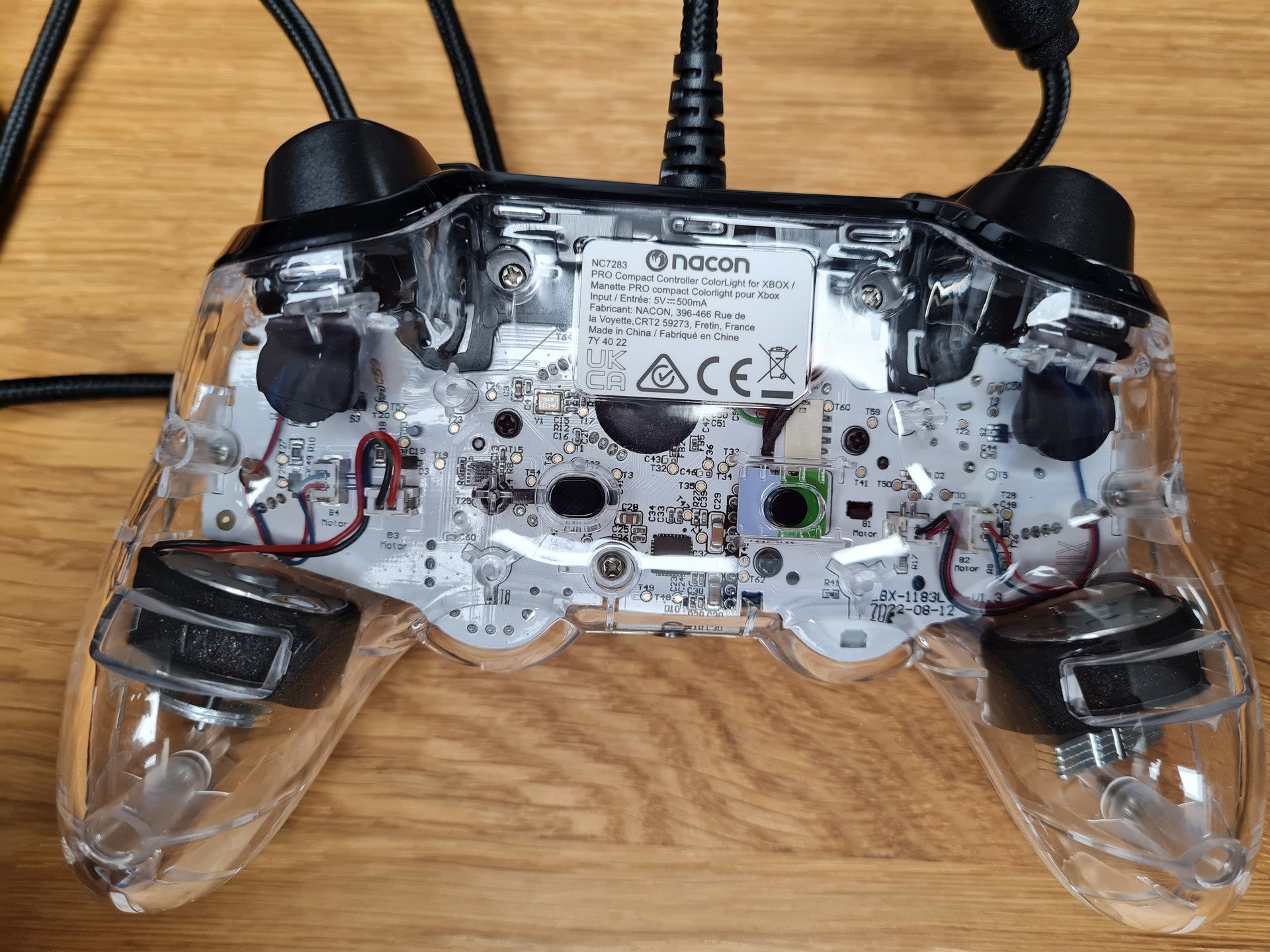 Nacon Pro Compact Colorlight Controller im Test - Leuchtet, ist ...