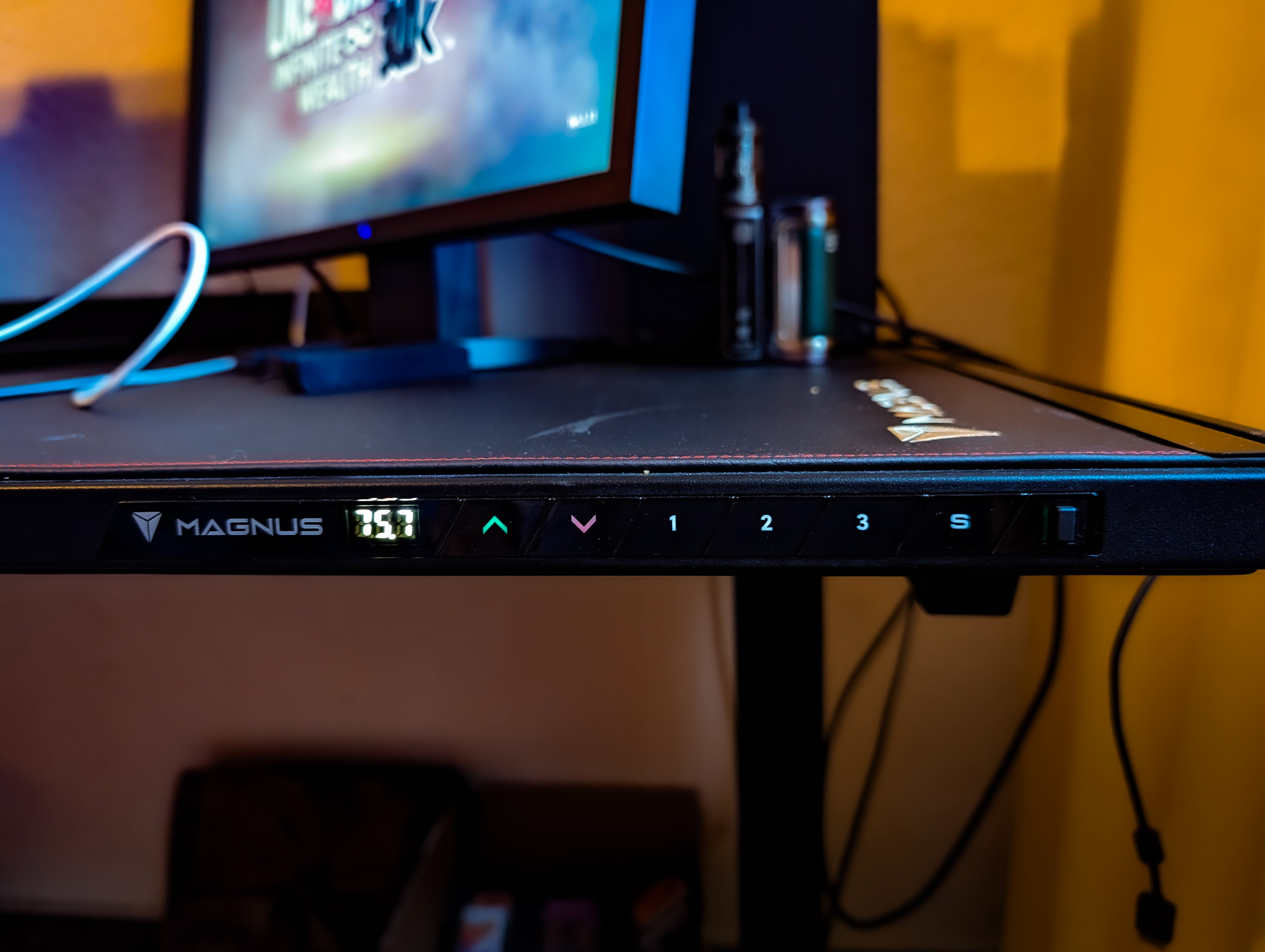 SecretLab Magnus Pro XL höhenverstellbarer Gaming-Tisch im Test - Der ...