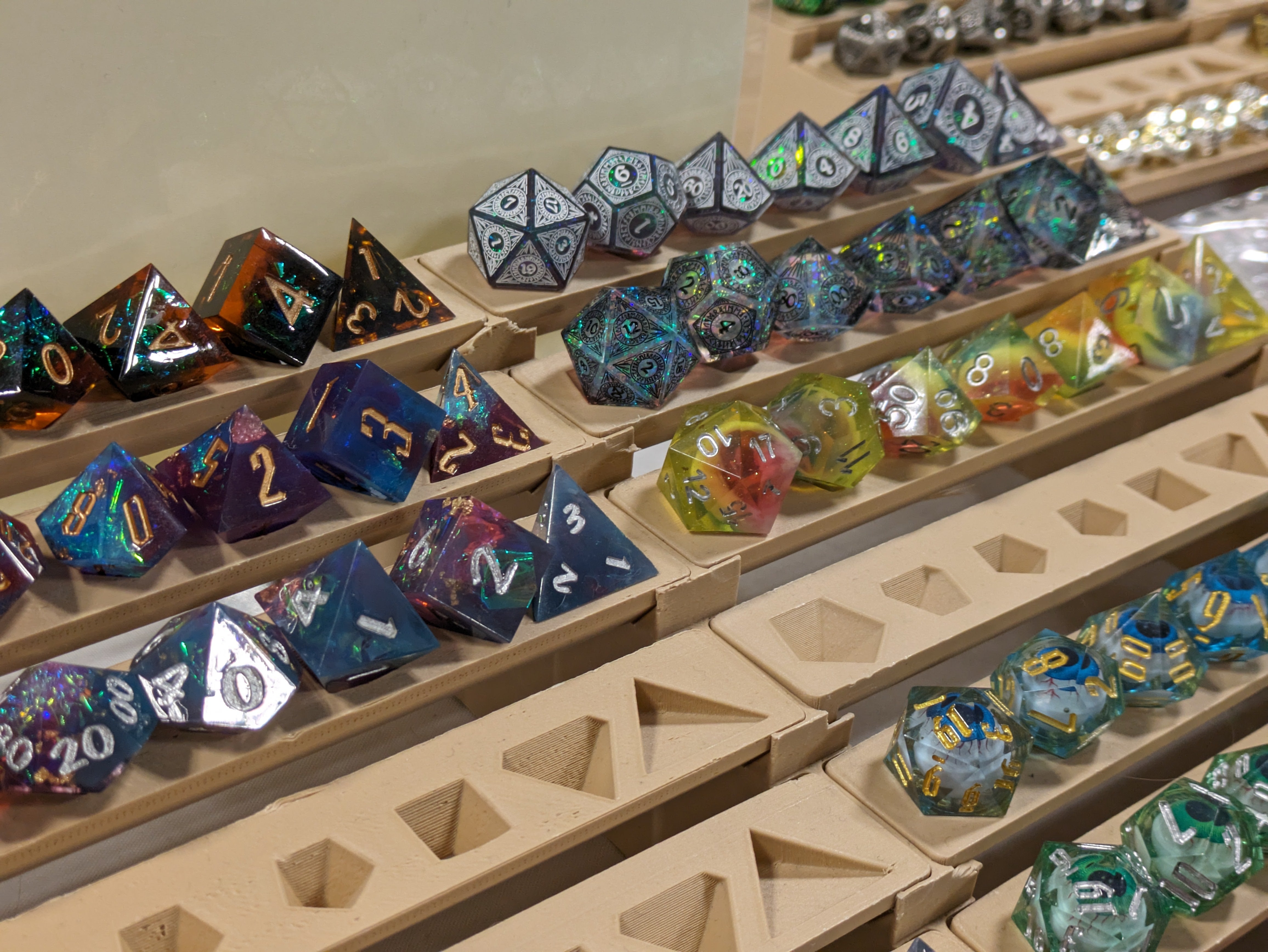 Emerald City Comic Con 2024 show floor trends: Dice and plushies | Popverse