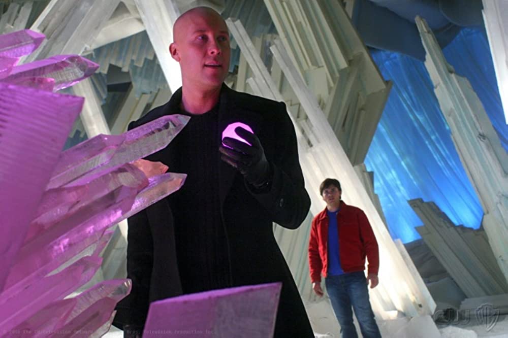 How Bruce Wayne (Batman) should've come to Smallville, according to Tom ...