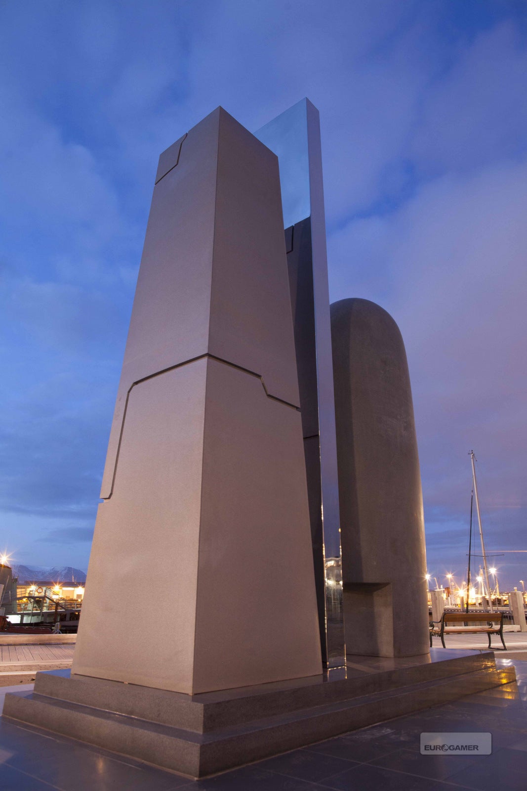 Historic real-life Eve monument defaced in days | Eurogamer.net