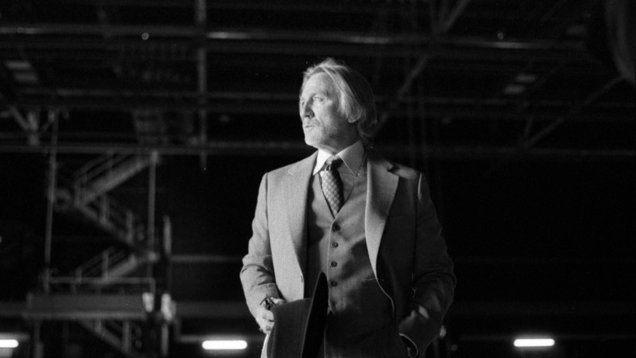 The first Wake Up Dead Man pic is here from Rian Johnson, and Daniel ...