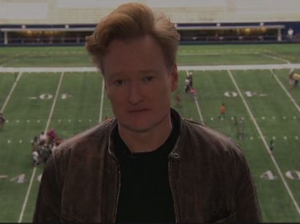 Clueless Gamer Conan O'Brien plays games on giant stadium screen | VG247