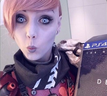 Destiny launch: cosplay, Fallen spaceships and awkward dancing | VG247