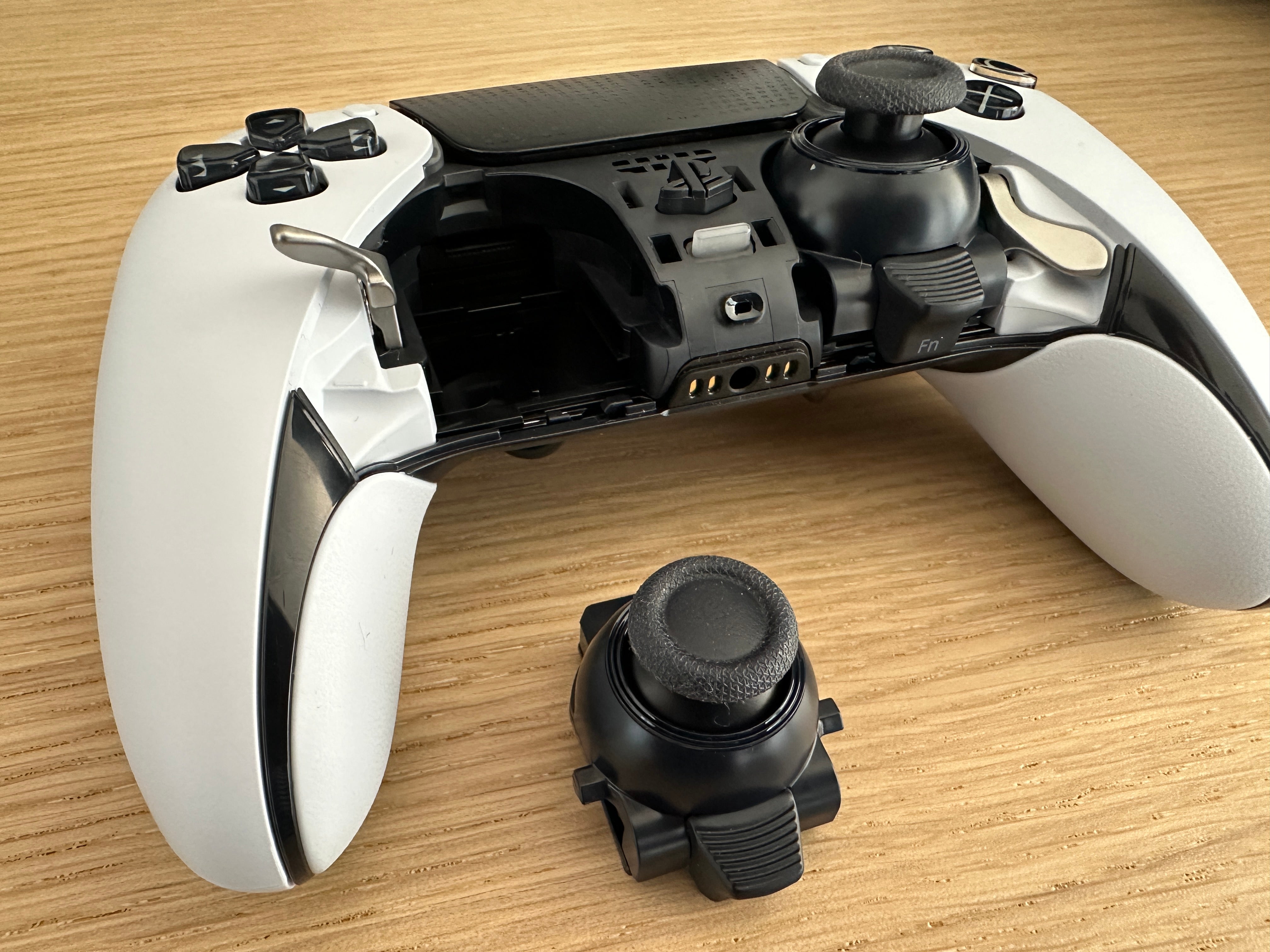 Dualsense Edge - Perto da perfeição | Eurogamer.pt