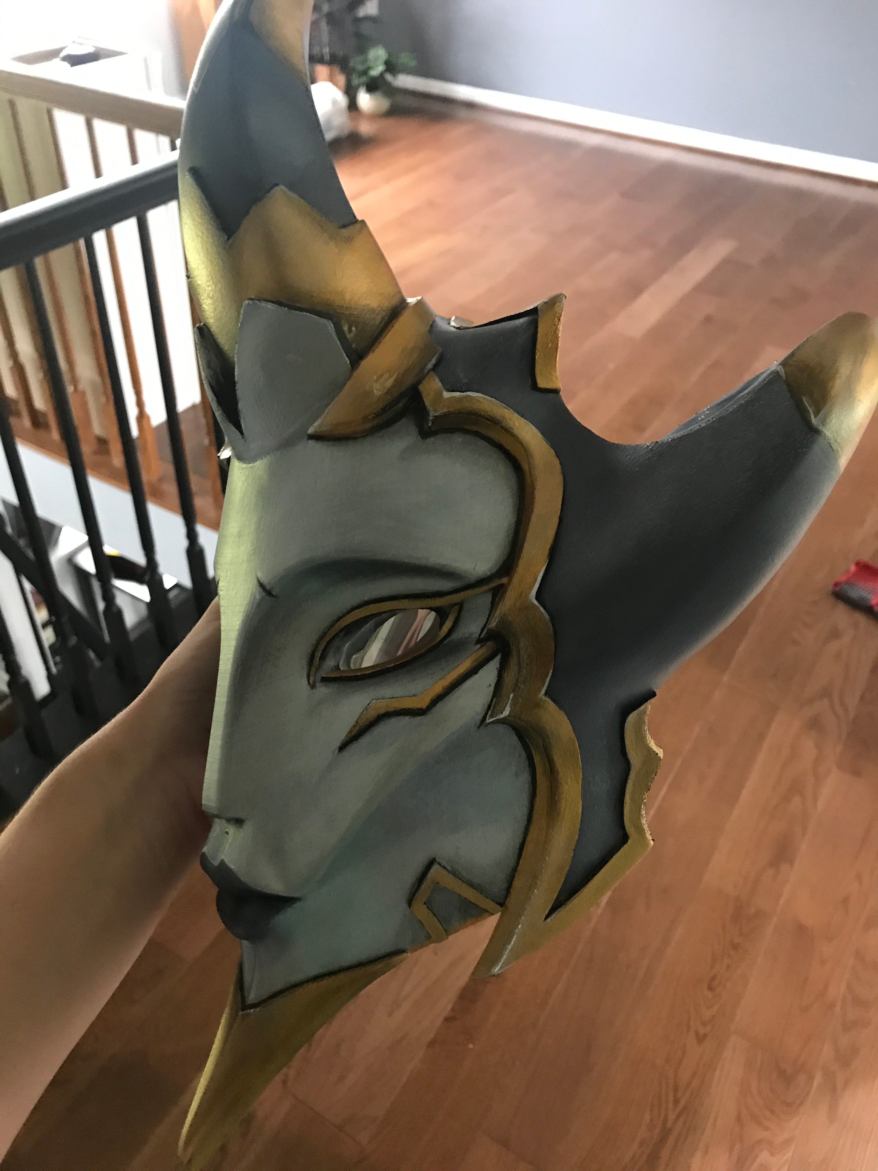 Cosplay wig tips for attaching masks and headpieces | Popverse