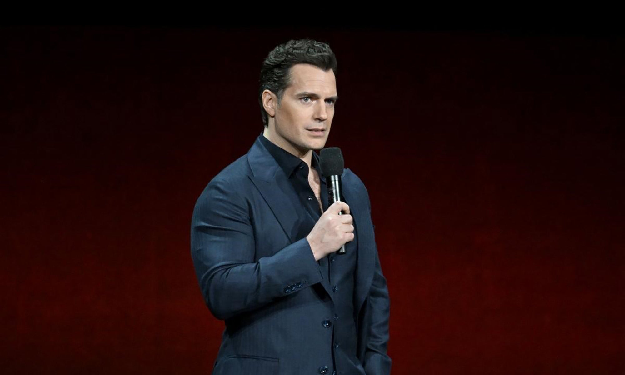 Henry Cavill promises to outdo his Witcher swordwork with Highlander ...