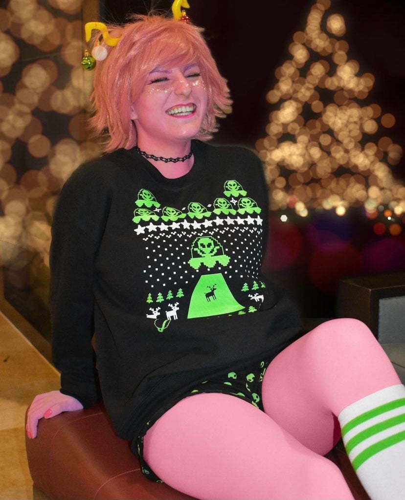 50 LGBTQ+ Cosplayers Who Create Absolutely Stunning Cosplays | Popverse