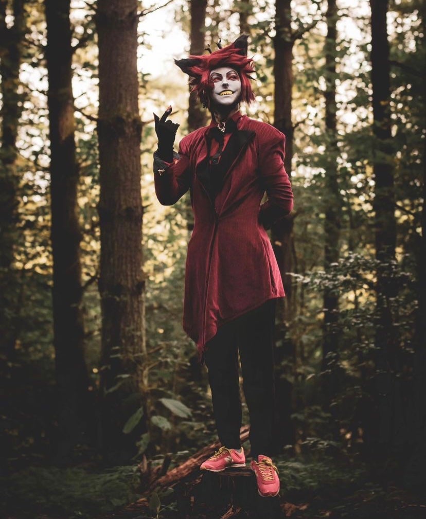 50 LGBTQ+ Cosplayers Who Create Absolutely Stunning Cosplays | Popverse