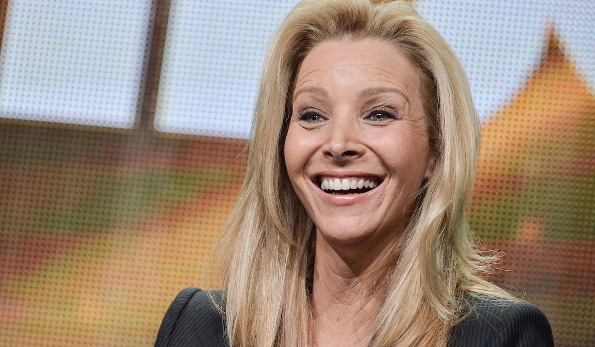 Lisa Kudrow to go traveling through time for Taika Waititi in Time ...
