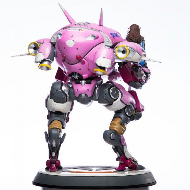 This hand painted Overwatch D.Va statue is a beauty but it's going to ...