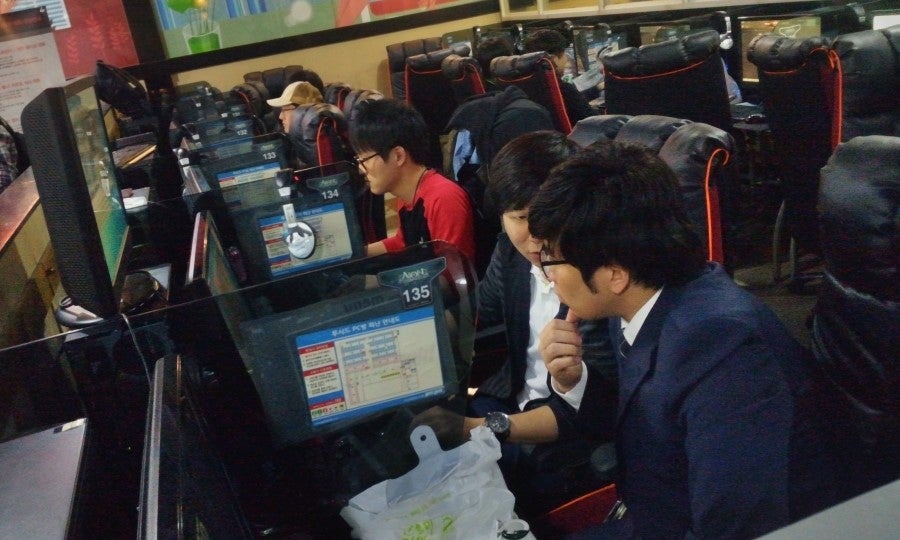 Internet Gaming Cafe In Korea