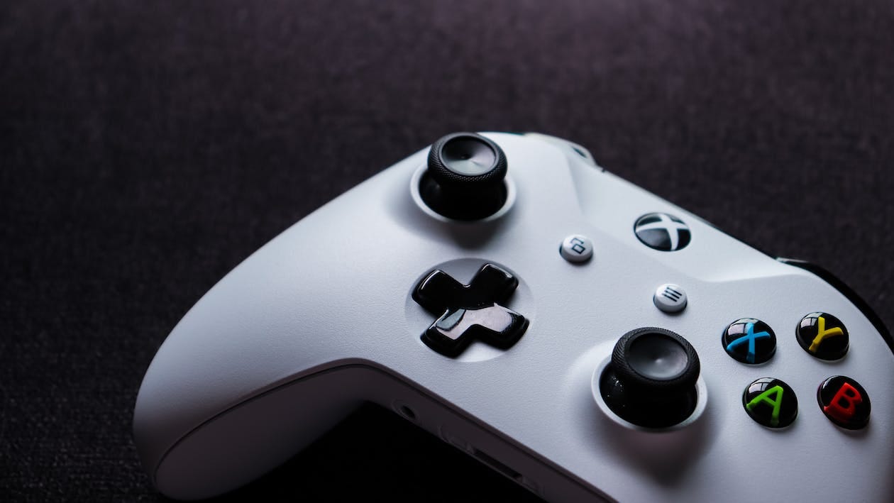 New Xbox controller with swappable battery spotted in huge Microsoft ... New Xbox controller with swappable battery spotted in huge Microsoft ...