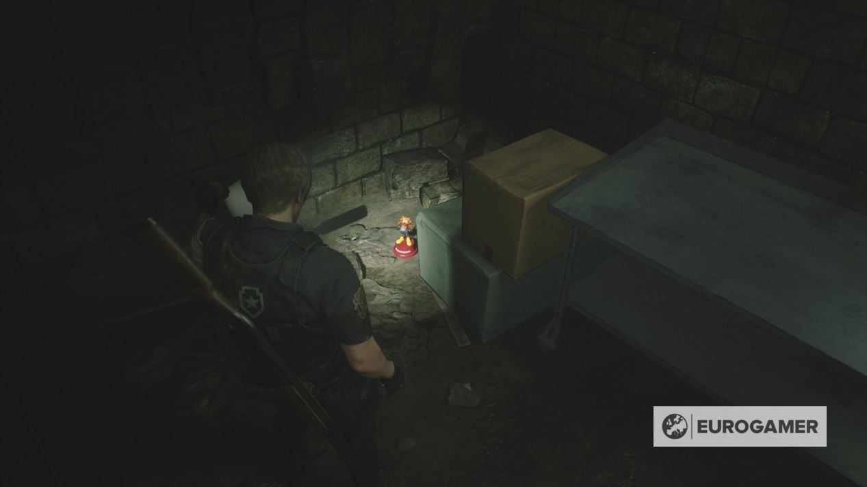 Resident Evil 2 - King, Queen and Rook Plug locations, Supplies Storage ...