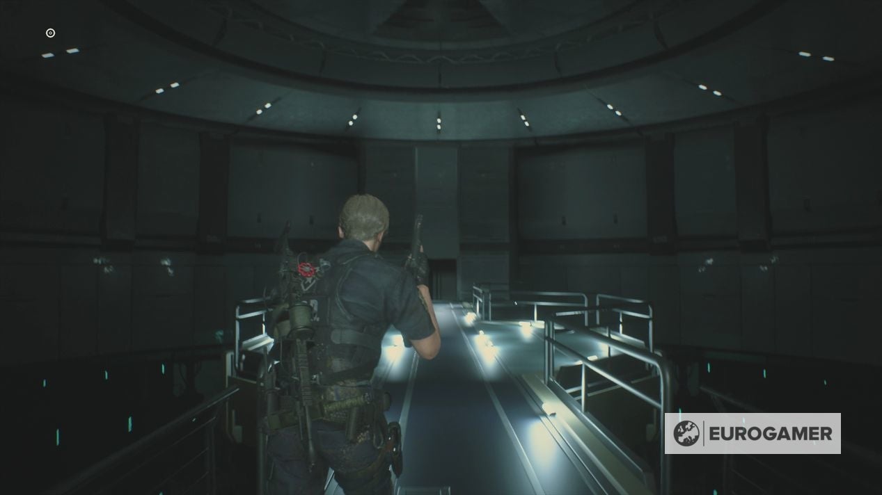 Resident Evil 2 - G Tyrant Stage 3 boss strategy, exploring the West ...