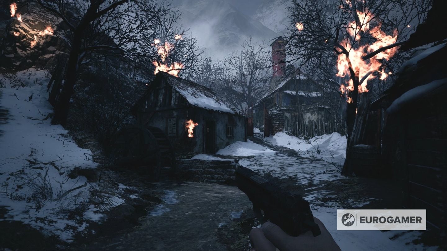 Resident Evil Village - How to survive the werewolves attack and find ...