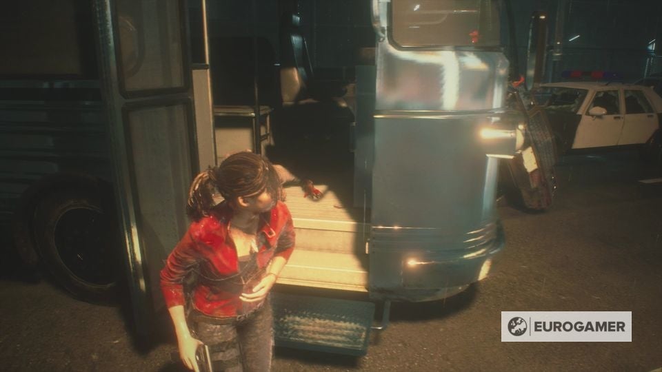Resident Evil 2 - Orphanage, Sherry block puzzle and Sherry stealth ...
