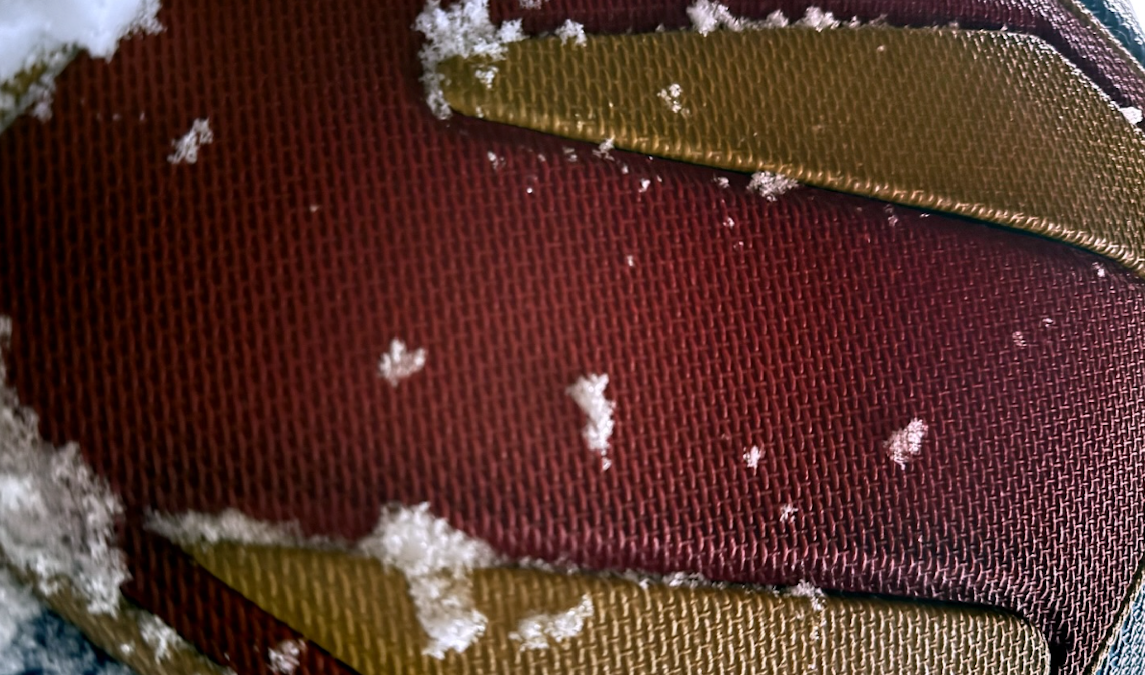 Superman cosplayers react to James Gunn's Superman chest symbol reveal ...