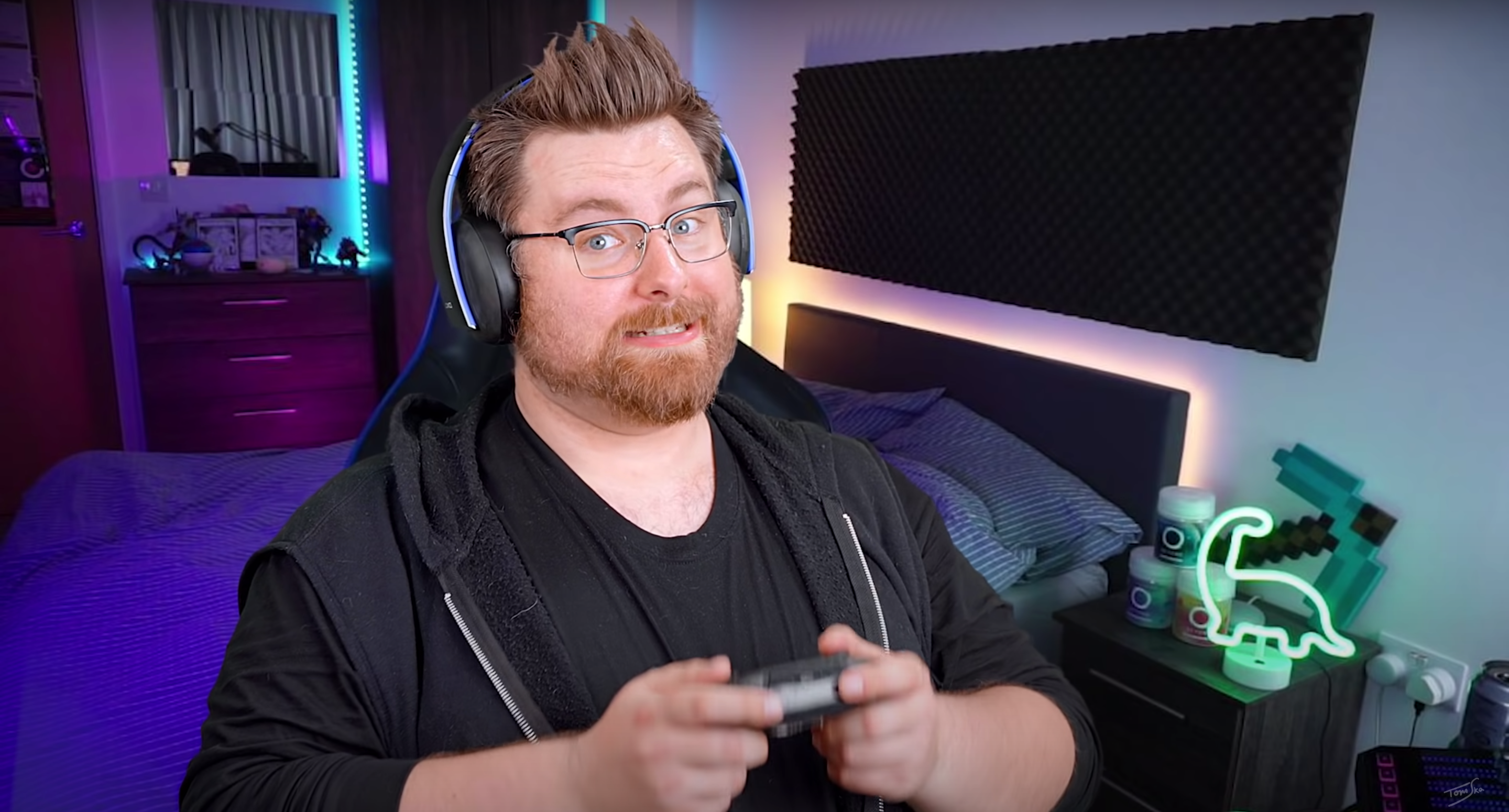 Comedian TomSka held a hilarious panel at MCM's 2023 Comic Con, and you ...