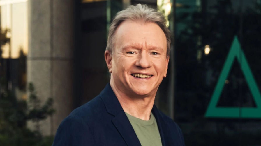 Jim Ryan disse aos funcionários para respeitar diferenças de opinião ...