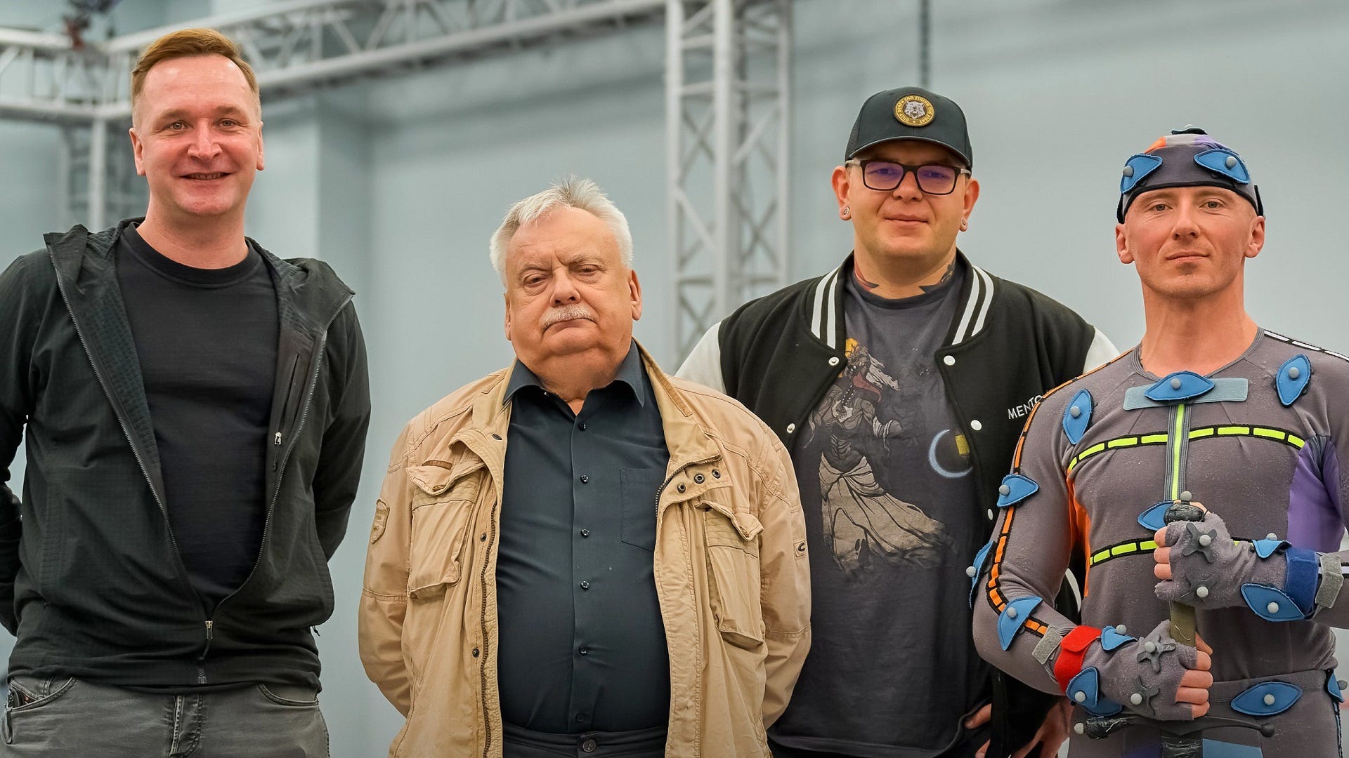 Andrzej Sapkowski odwiedził studio CD Projekt Red | Eurogamer.pl Andrzej Sapkowski odwiedził studio CD Projekt Red | Eurogamer.pl