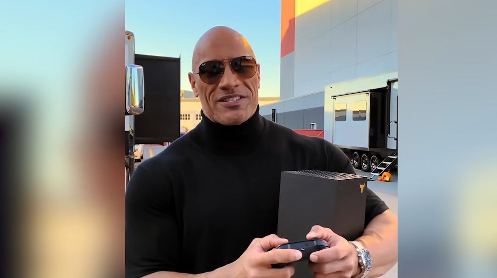 The Rock i Microsoft rozdają Xbox Series X dziecięcym szpitalom ...